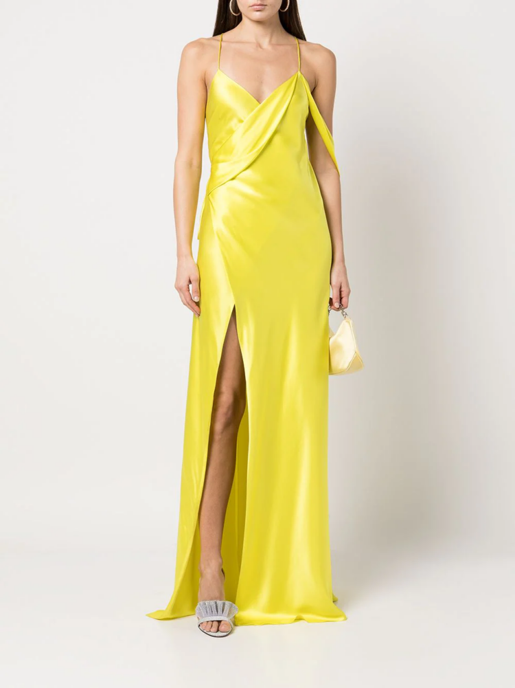 How to recreate this iconic rom-com look from the 2000s - Irish Country ...